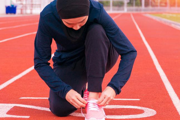 Step Outside Your Comfort Zone: Run Like a Hijabi! – Voile Chic - USA